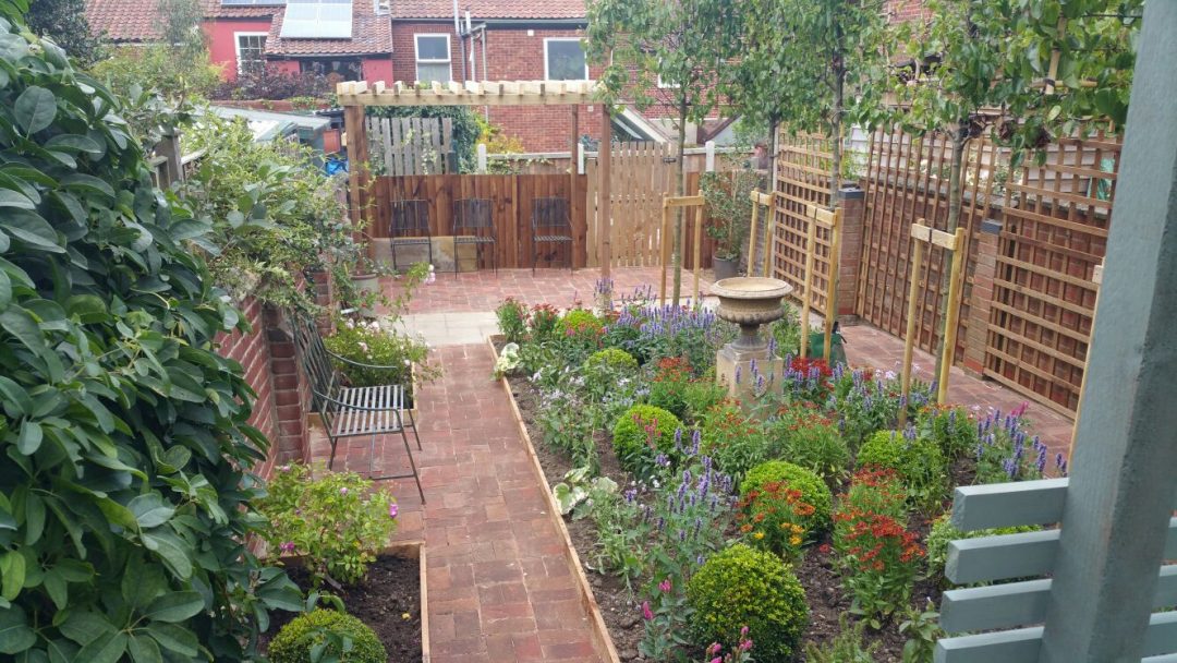 Inner city garden - Hall Landscaping & Design